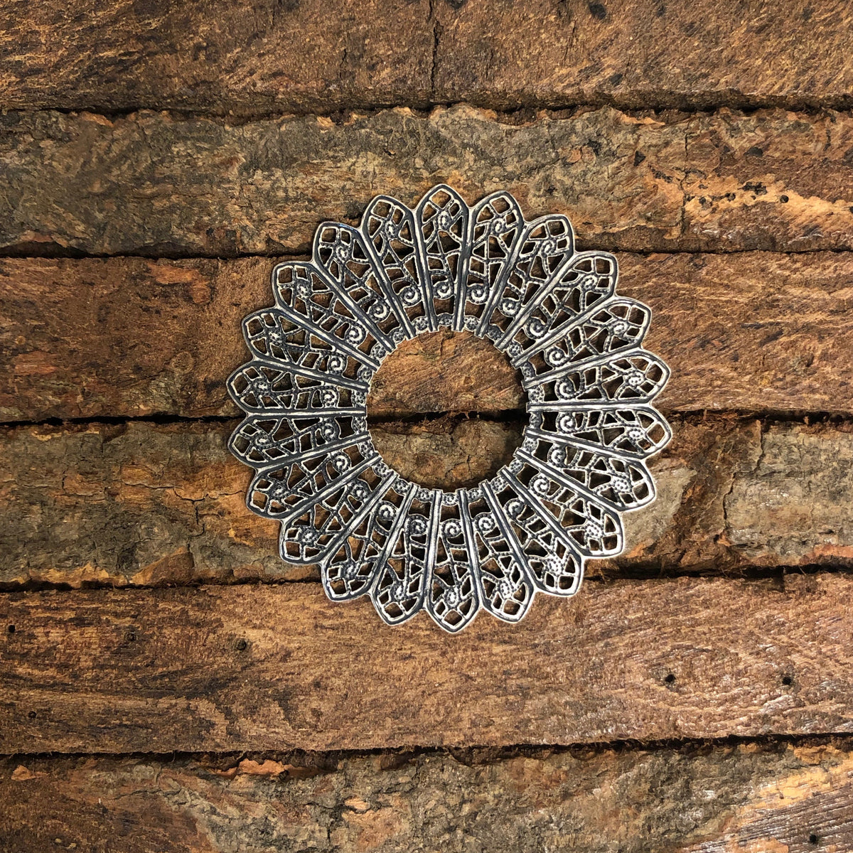 "Filigree Wreath" Antique Silver Filigree (45mm) – Studio 36 Bead Shop ...